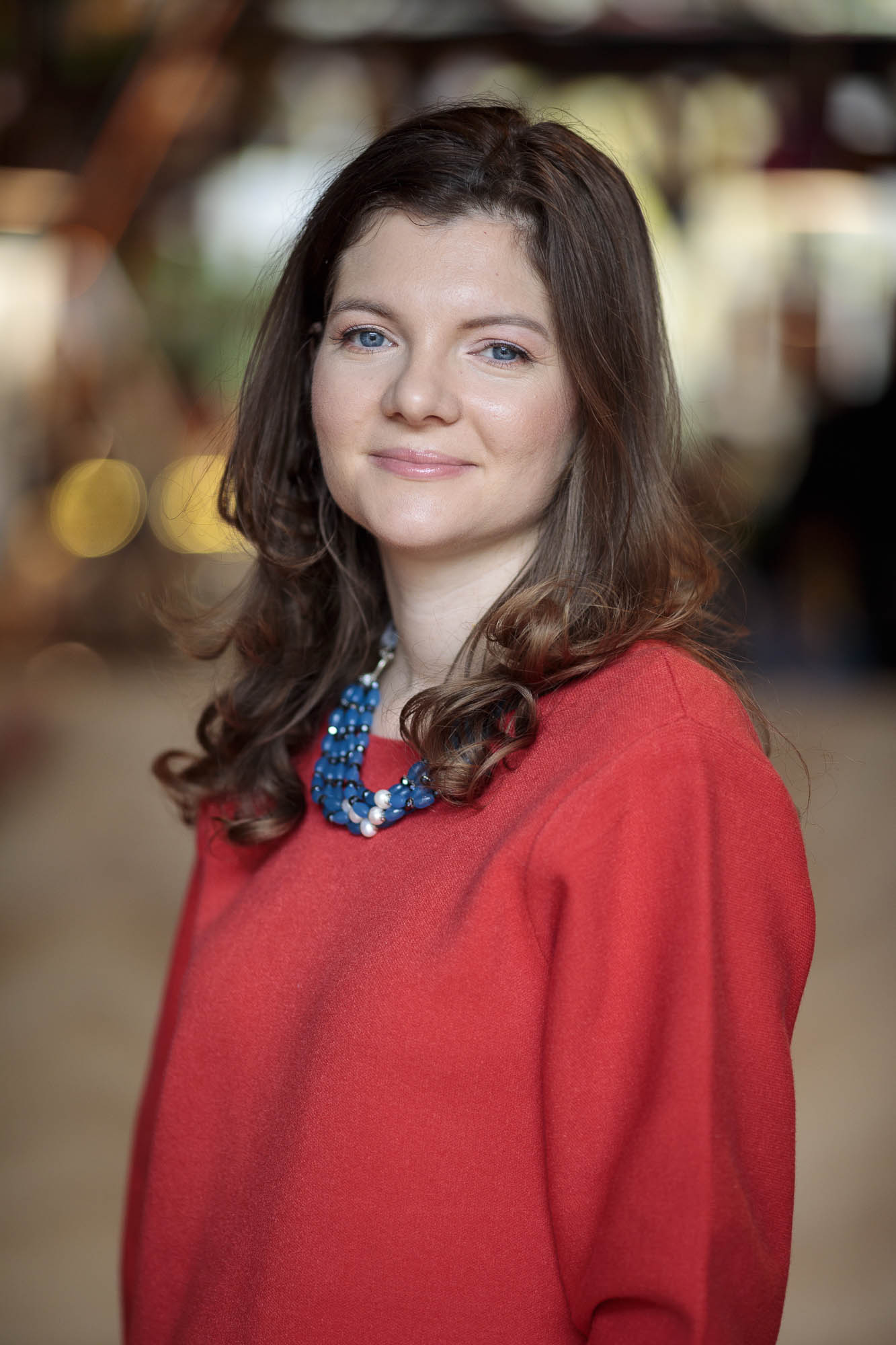 DESCHIDEM VINUL ROMÂNESC cu Andreea Micu - proprietar al Cramei AVINCIS ...